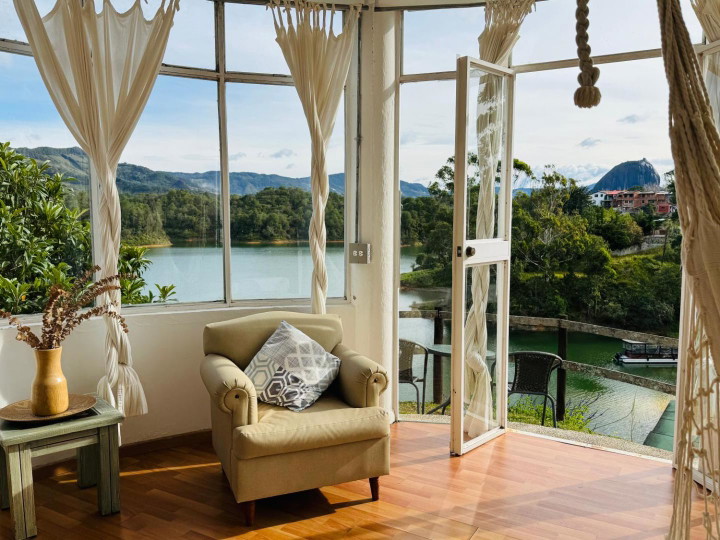 La Madriguera Hotel Guatapé Con Embalse - Antioquia