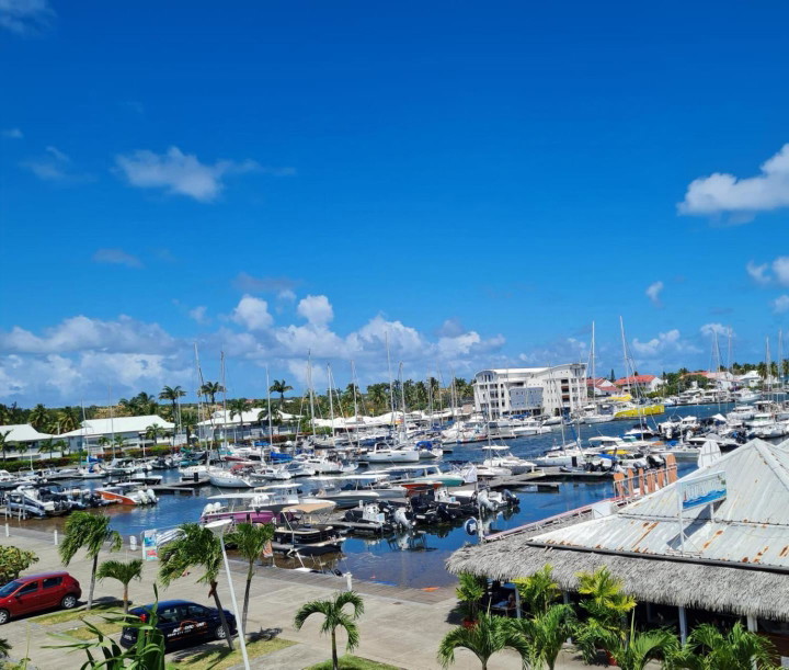 Appartement Le Colibri Avec Citerne Tampon, Les Marines ,Marina De Saint François - Guadeloupe