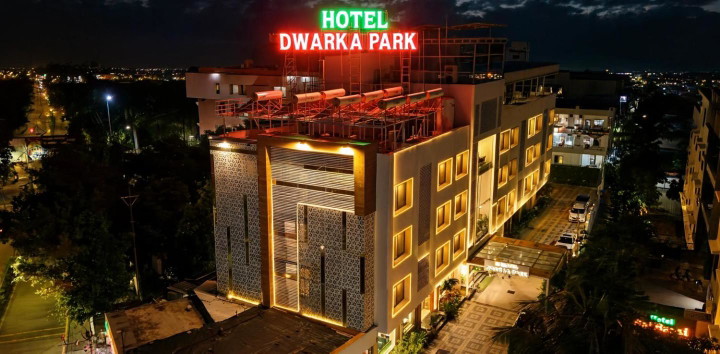 Hotel Dwarka Park - Shirdi