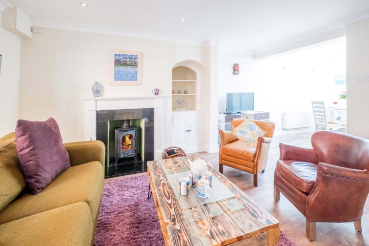 Admiral Cottage, #Aldeburgh - Sleeps 2 - Only A Stones Thrown From The #Beach And High Street - Manage By Aldeburgh Coastal Cottages - Aldeburgh