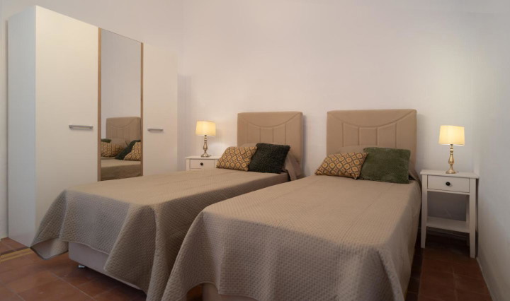 "2" Traditional Maltese Apartment With Character - Malta