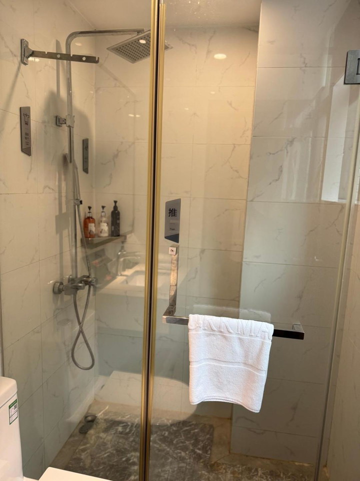Br Hotel Guangzhou Meihuayuan Subway Station Branch - Canton / Guangzhou