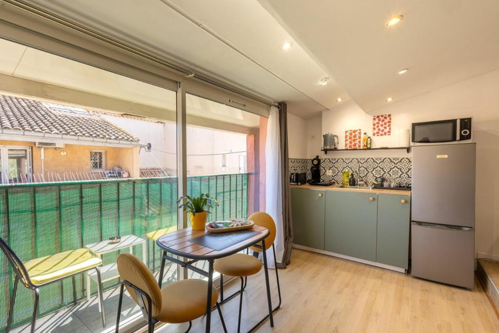 Farigoule Appartement Rénové Avec Balcon - Martigues