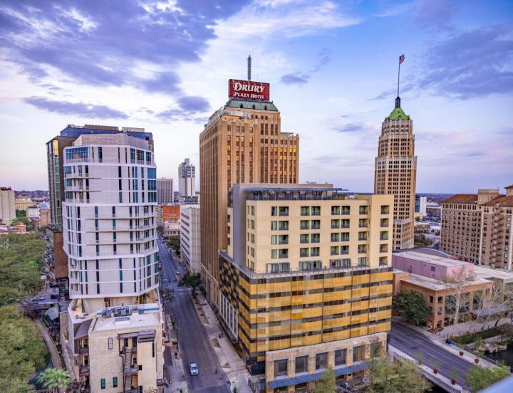 Drury Plaza Hotel San Antonio Riverwalk - San Antonio, TX