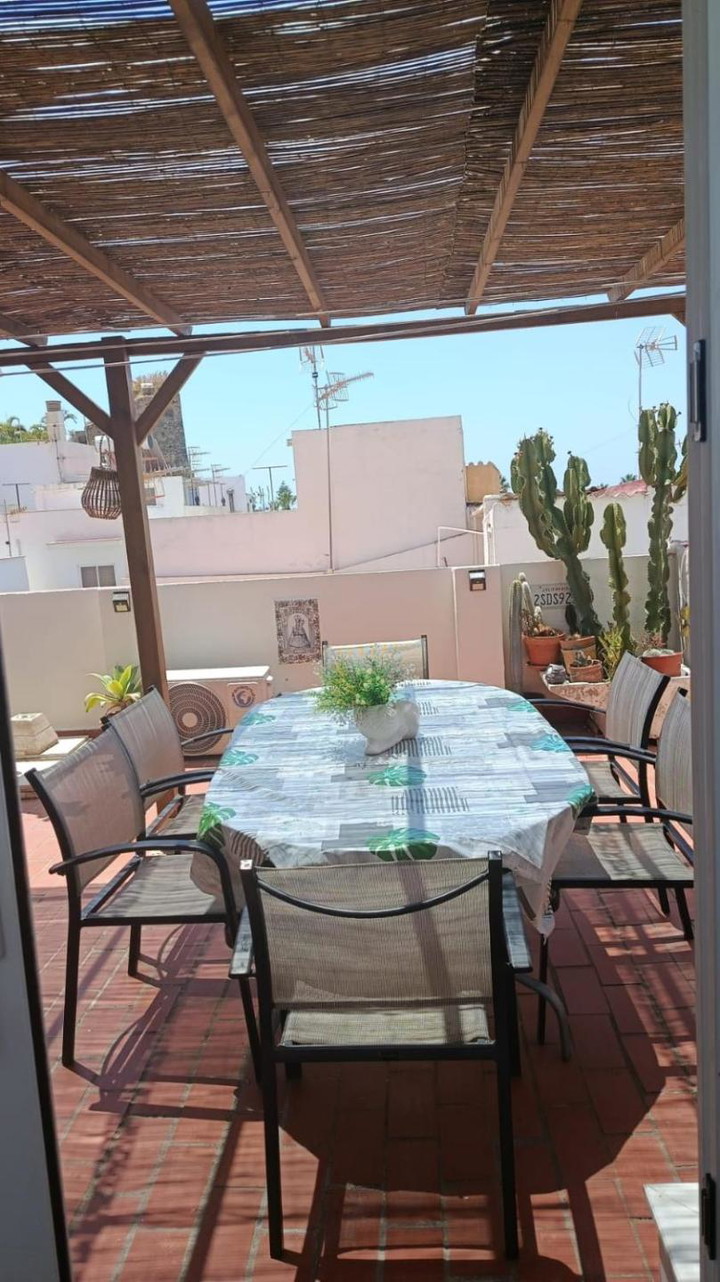 Casa Reformada En El Caso Antiguo De Almuñécar - Almuñécar