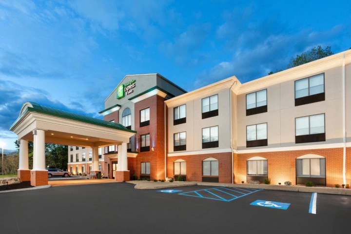 Holiday Inn Express Hotel & Suites Dubois By Ihg - DuBois, PA