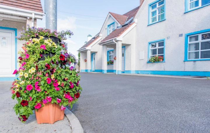 Marine View -3 Bedroom Townhouse - Bundoran