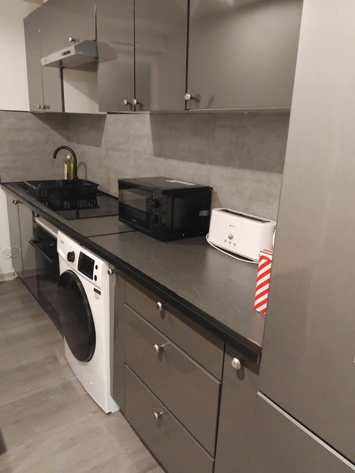 Appartement Brest Avec Chambre Et Salon - Entrée Autonome - Internet - Brest, France