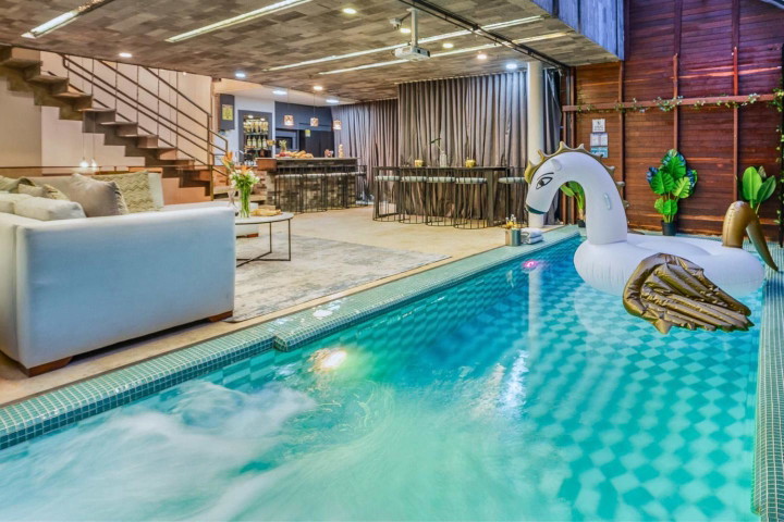 Ultimate 9br Lleras Villa W Heated Pool - Envigado