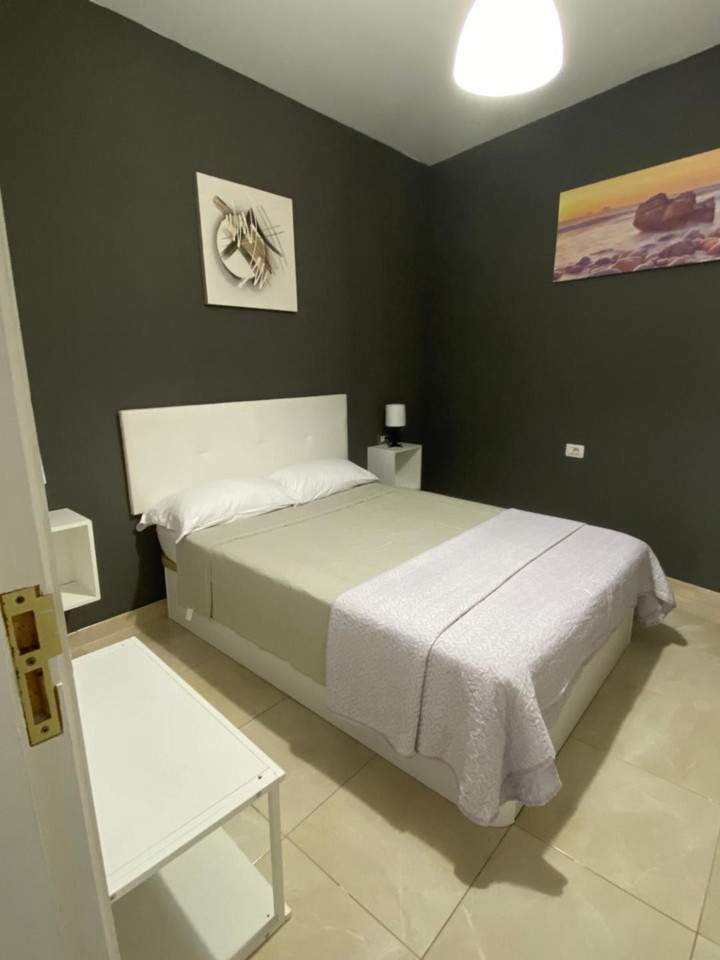 Singol Room In Apartment Shared In Los Cristianos Playa Las Vistas - Costa Adeje