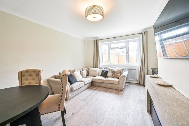 The Modern Retreat - St Albans