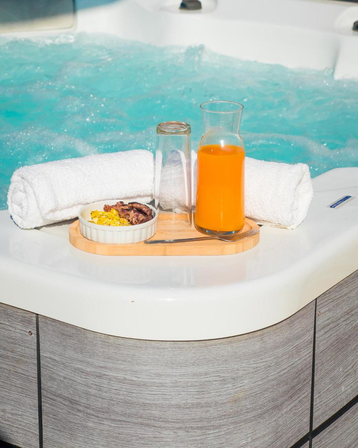 ÉVasion En Plein Cœur De Port-louis T2 Avec Piscine, Jacuzzis, Sauna, Tapas & Mocktails - Guadeloupe