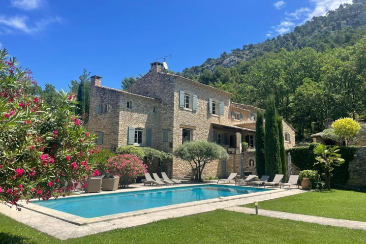 Propriété D'exception Au Coeur Du Luberon - Luberon