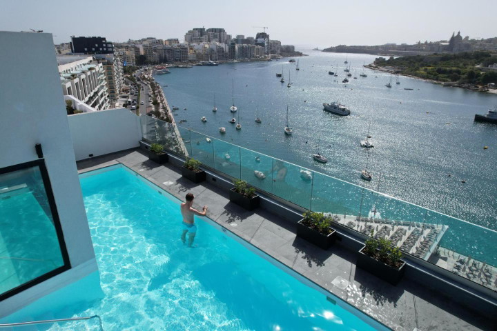 Verdi Gzira Promenade - Malta