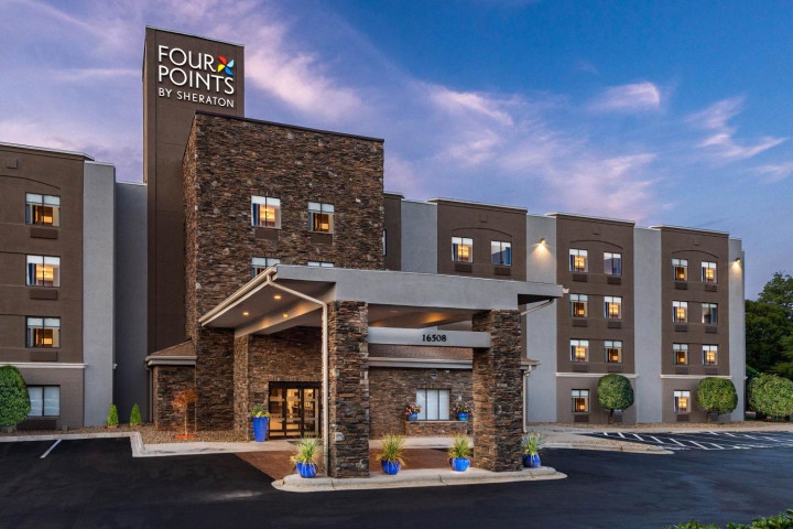 Four Points By Sheraton Charlotte - Lake Norman - Davidson, NC