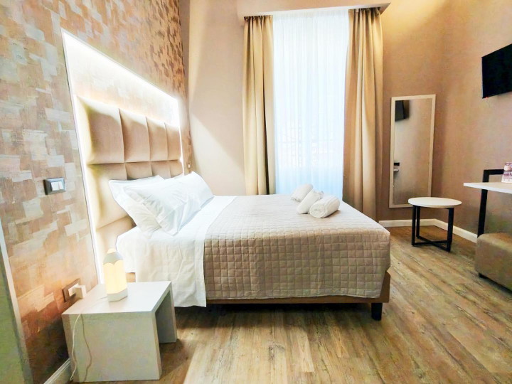 Nicole Suite - Monti