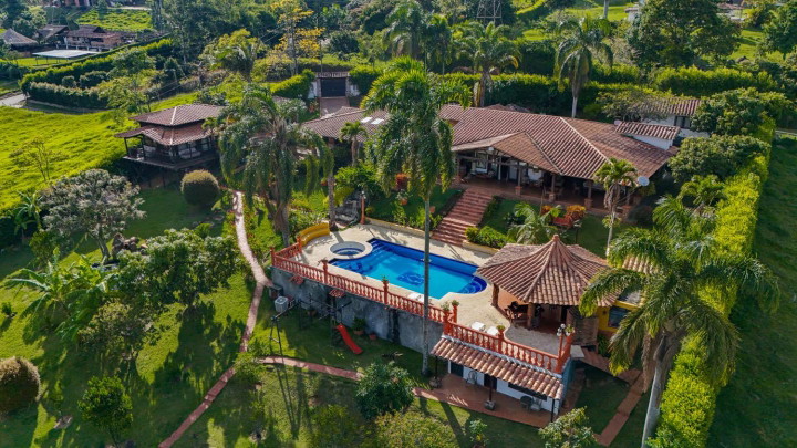 Finca Hotel Villa Camila - Girardota