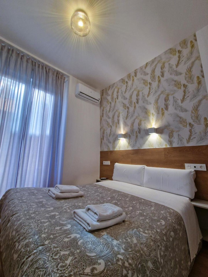 Hostal A Nuestra Senora De La Paloma - Madrid
