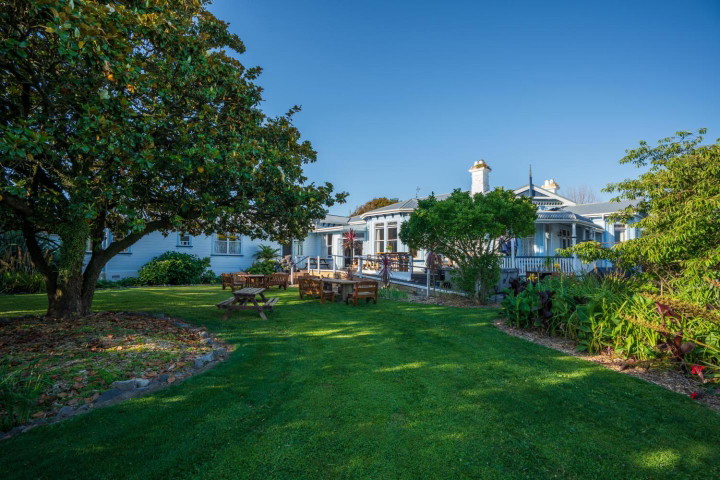 Lancewood Lodge - Bulls