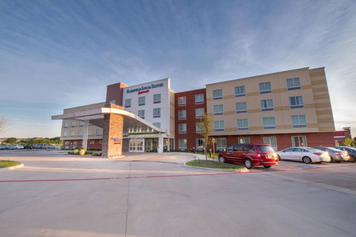 Fairfield Inn & Suites By Marriott Dallas Plano North - Plano, TX