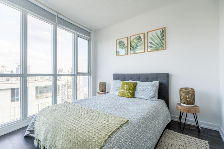 Lake Ontario Cn Tower View 1br & Den Condo Downtown Toronto - Mississauga