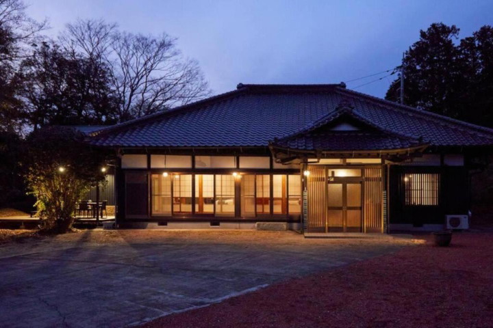 貸切サウナ付き宿 庵壽蜻蛉館 Anju-seireikan - Narita