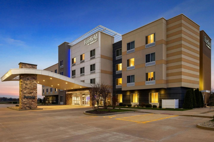 Fairfield Inn & Suites By Marriott St. Louis Pontoon Beach/granite City, Il - Alton, IL