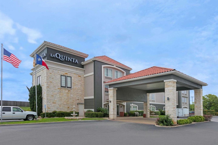 La Quinta By Wyndham Fredericksburg - Fredericksburg, TX