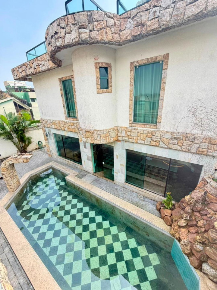 Casa Alto Padrão Guarujá - Enseada - Santos