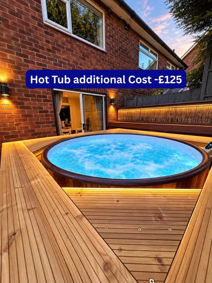 Sleeps 8 | Garden | Driveway | Hot Tub Extra Cost - Nottingham