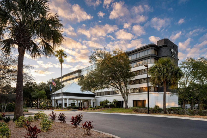 Delta Hotels By Marriott Jacksonville Deerwood - Jacksonville, FL