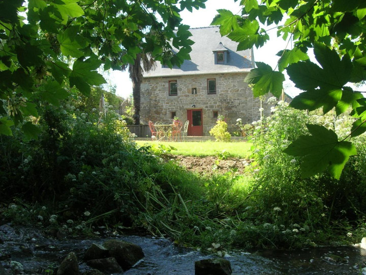 Ancien Moulin à Eau Entièrement Rénové - Guingamp