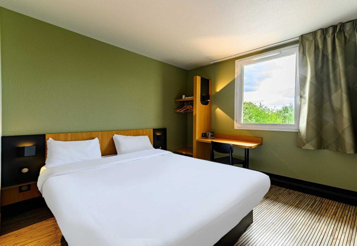 B&b Hotel Marne-la-vallée Bussy-saint-georges - Saint-Thibault-des-Vignes