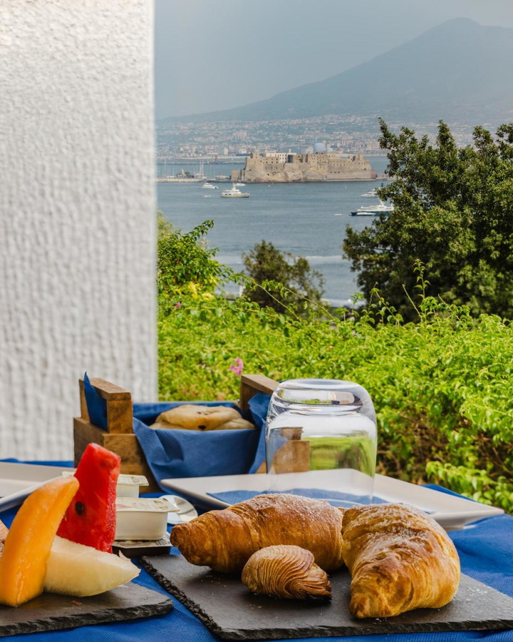 La Tolda - La Vista Clara - Naples