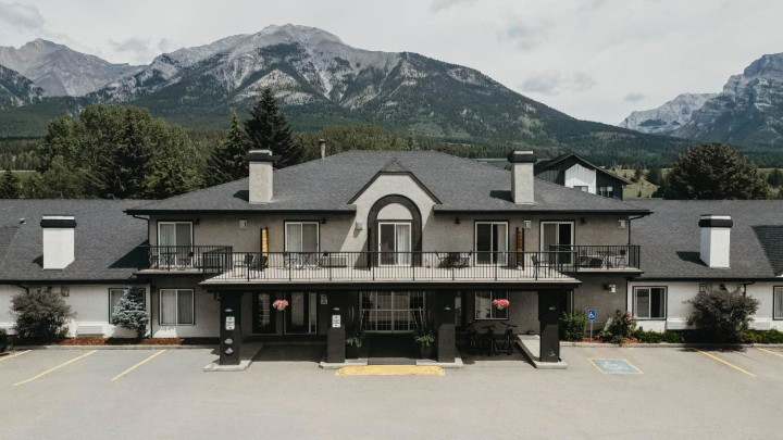 Northwinds Hotel Canmore - Canmore