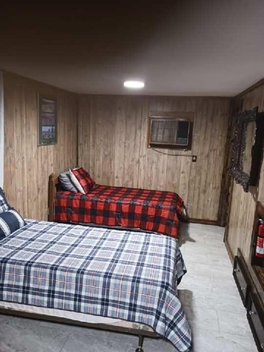 Two Story Cabin At Reelfoot - Tennessee