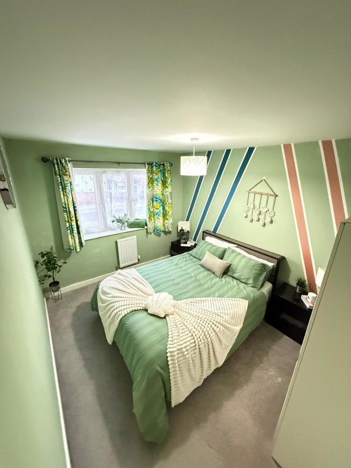 Modern 3 Bedroom New Built House To Rent In Luton No Party - Hertfordshire