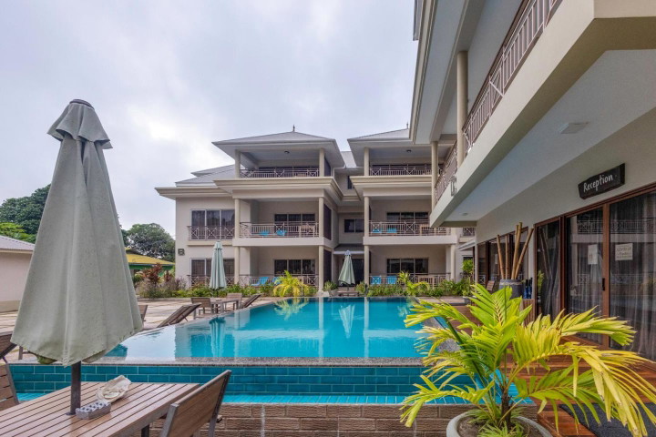 Sahaj Holiday Apartments - Seychelles