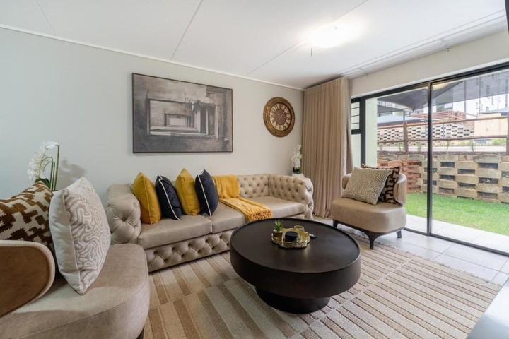 #Alimamaspaces Modern 3br Apartment With Pool In Boksburg - Germiston