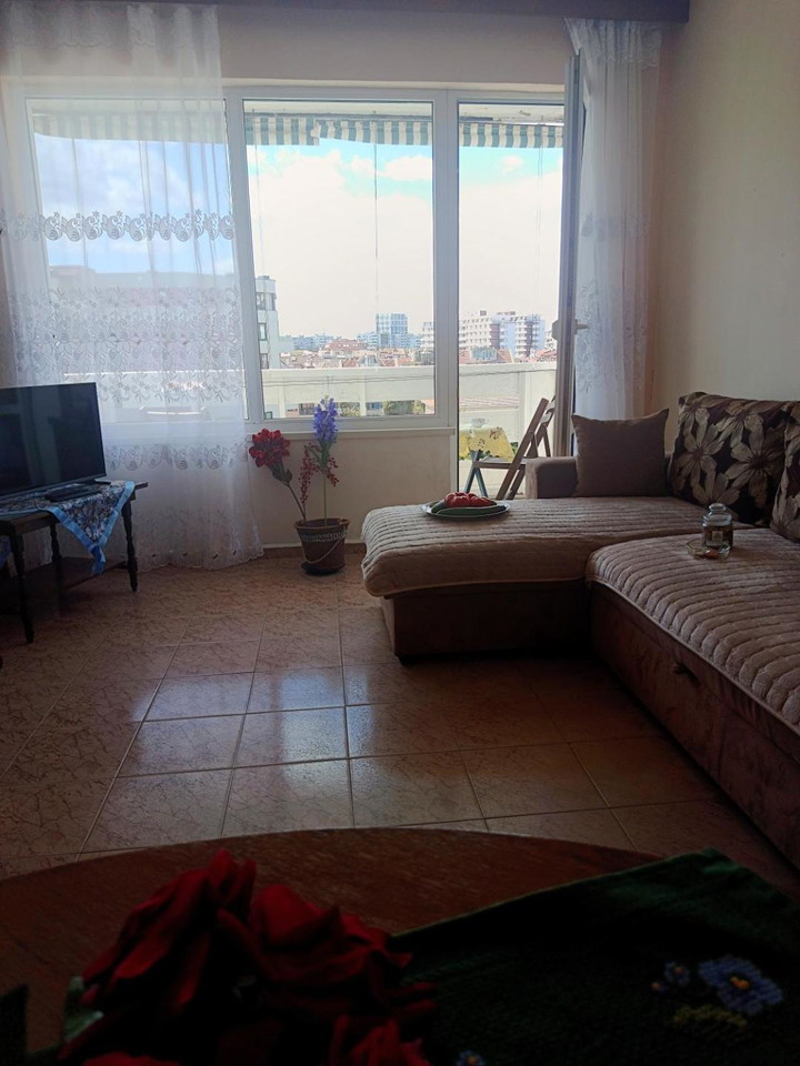 Central Varna Apartment Seagull Livingston Sleeps 6 - Varna