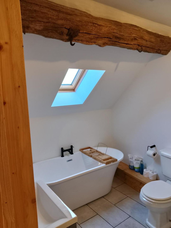 Sanctuary Inn - Chesterfield