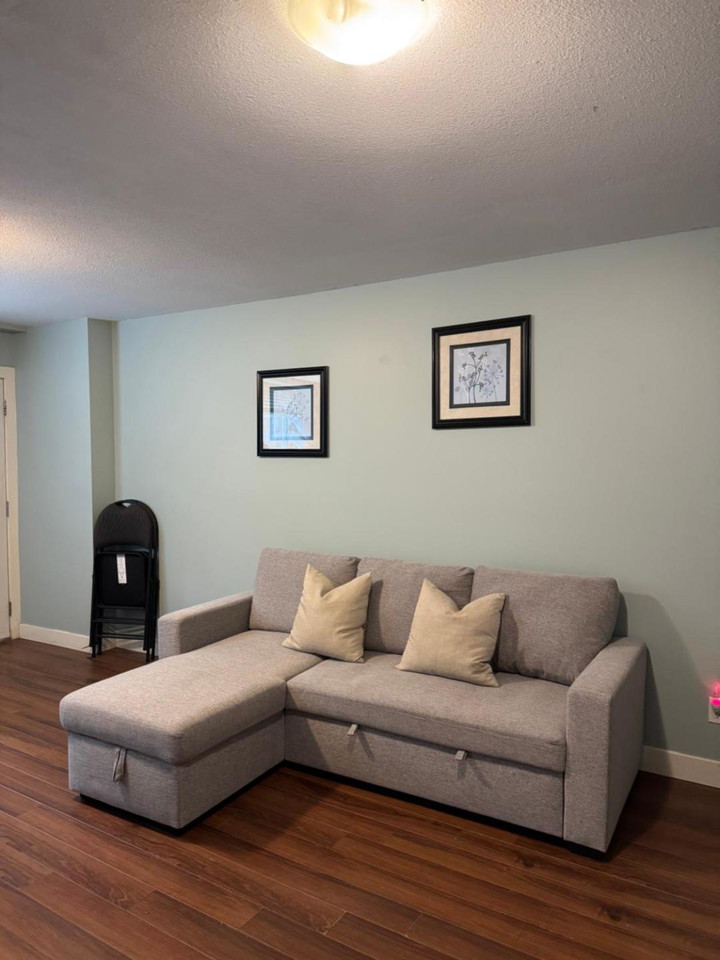2 Bedroom Suite With Private Entrance - Langley, BC