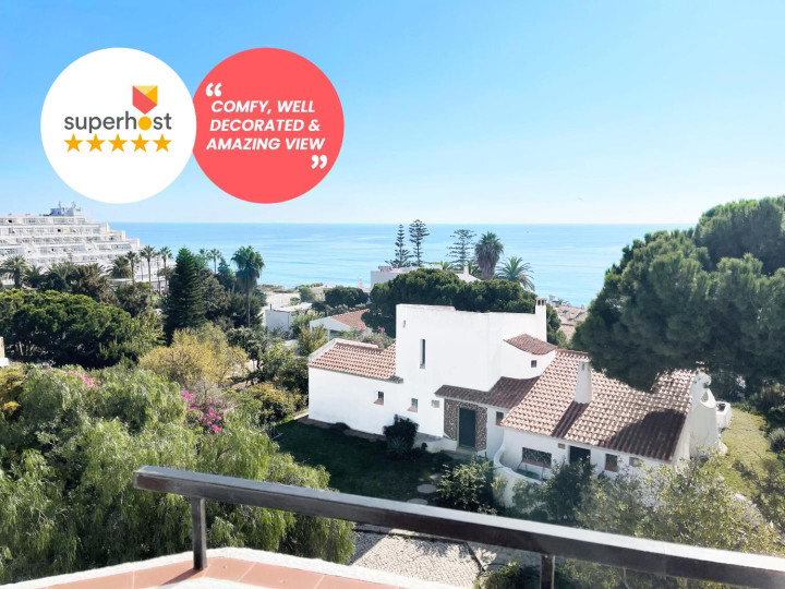 Beachfront Oura - 100m Beach, Seaview, Garage, 300m Strip - Portugal