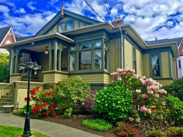 Robert Porter House Inn - Saanich