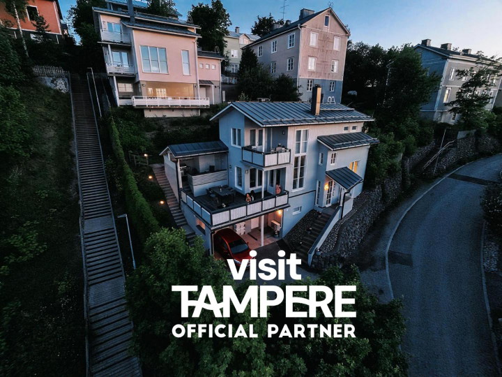 Villa Rajaportti Loft House-sleeps 14-lake Views-sauna Capital-front Yard Parking-electric Vehicle - Tampere