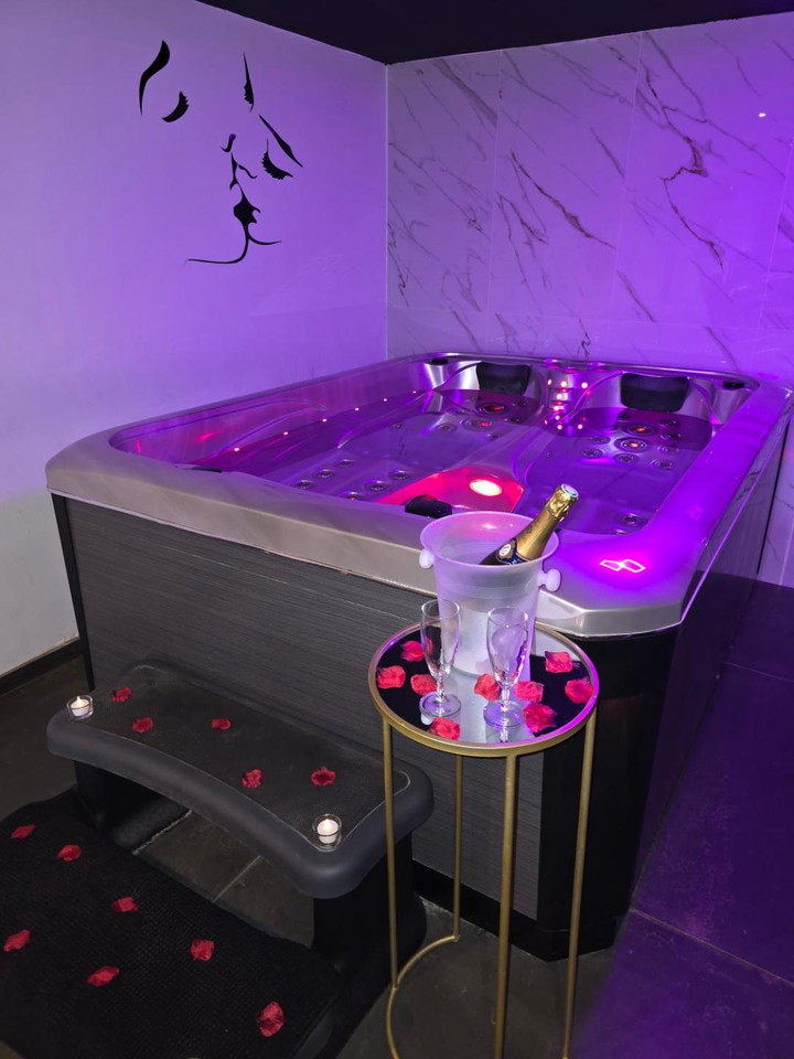 Avec Toi Suite Spa La Secrète - Bruay-la-Buissière