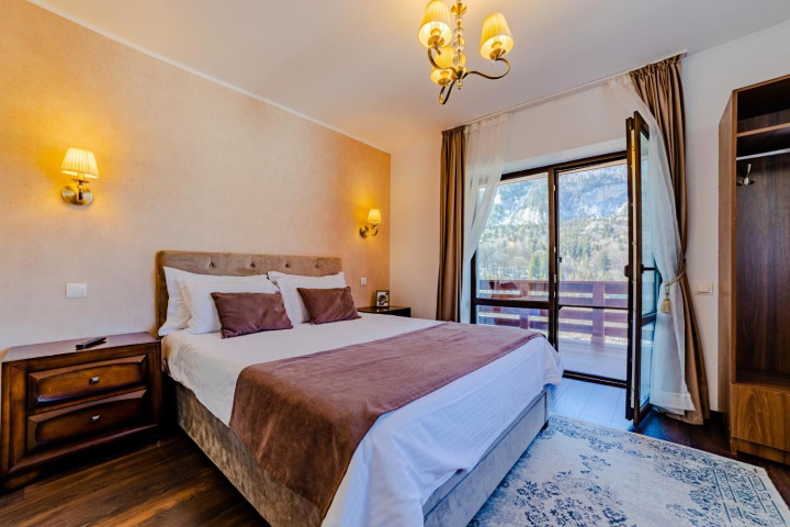 Yael Luxury Apartments 3 - Roumanie