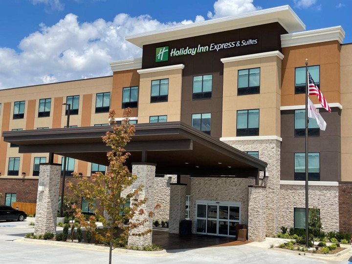 Holiday Inn Express & Suites - Ft. Smith - Airport By Ihg - Van Buren, AR
