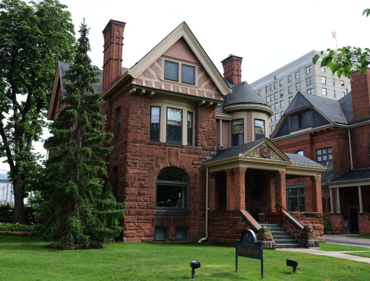 The Inn On Ferry Street - Detroit, MI