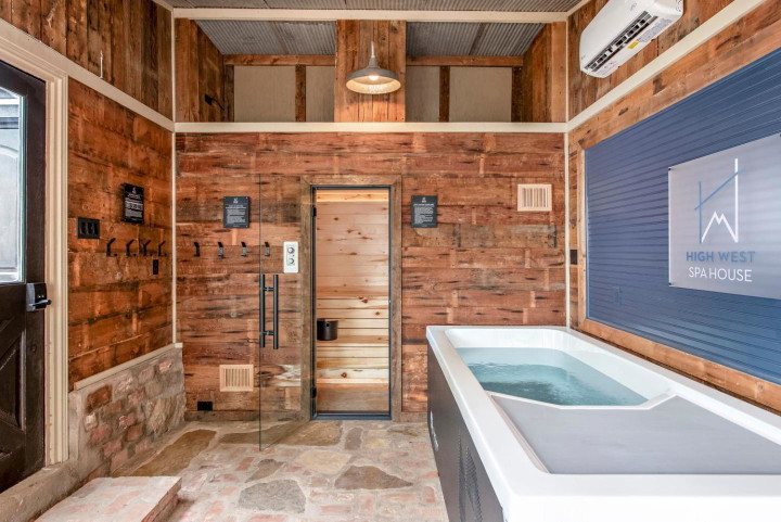 High West Spa House Retreat 3 Residences - Glenwood Springs
